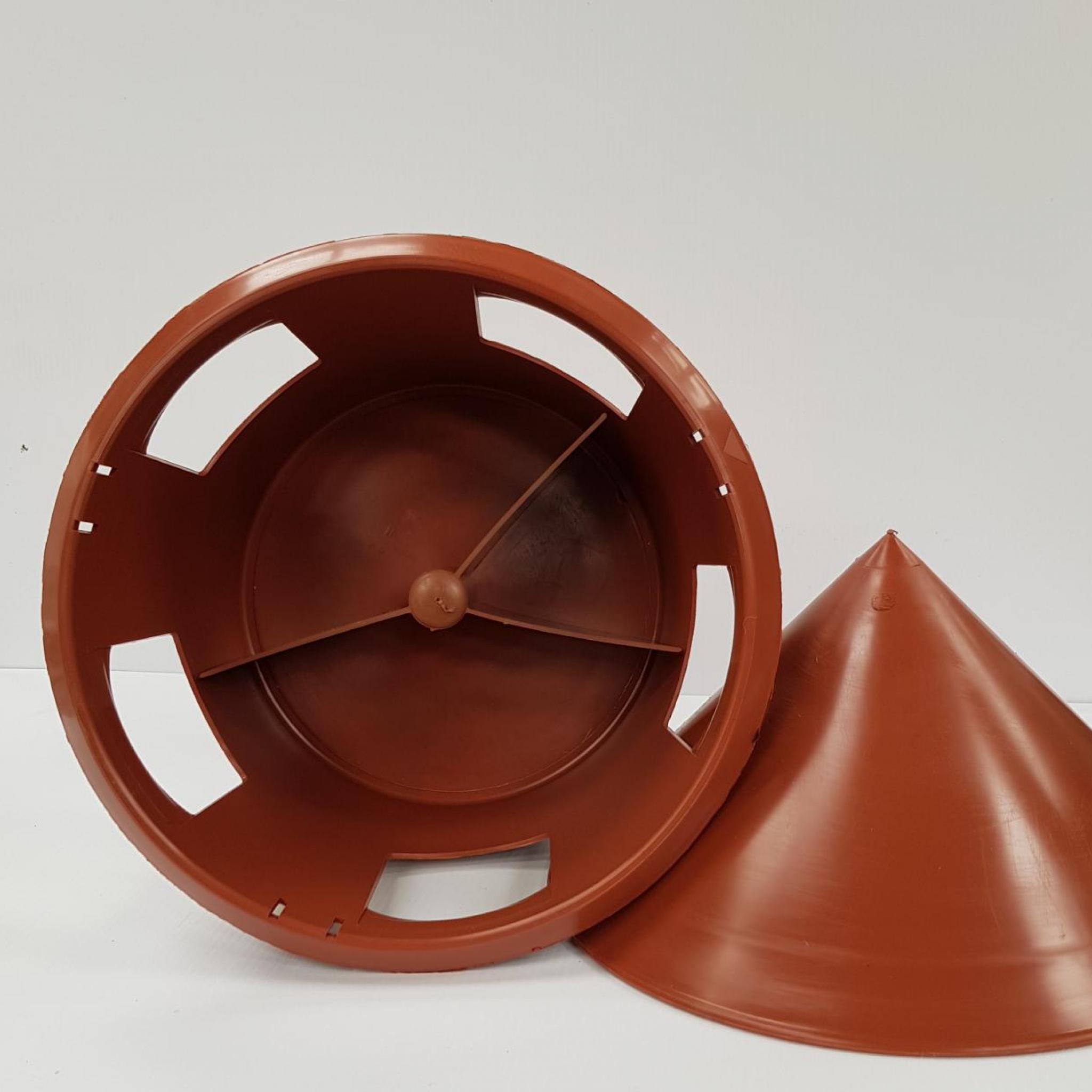 Plastic Bantam and Pigeon Feeder